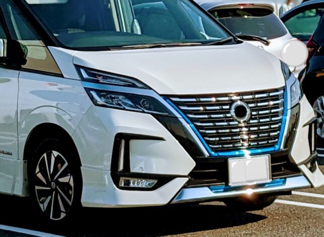 セレナe-Power(C27)のバッテリー交換をDIYで行うための完全ガイド