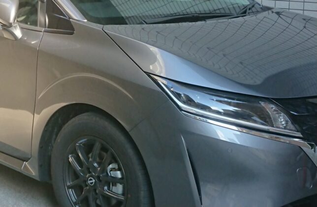 【ノートe-POWER(E13)のバッテリー交換まとめ！】費用やおすすめ、交換方法やリセット手順